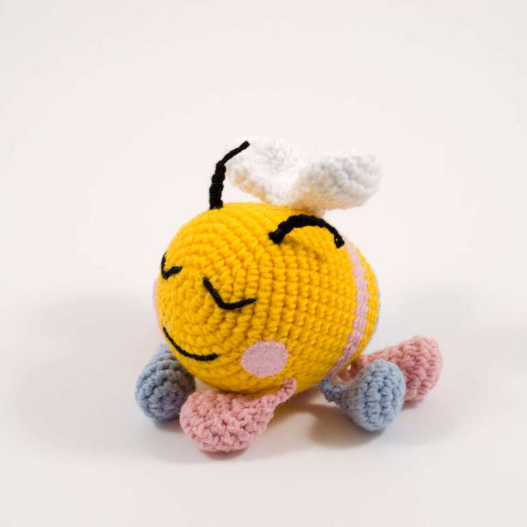 Bibi, the Bee Crochet Pattern – KnittingKitty – I Crochet patterns for ...